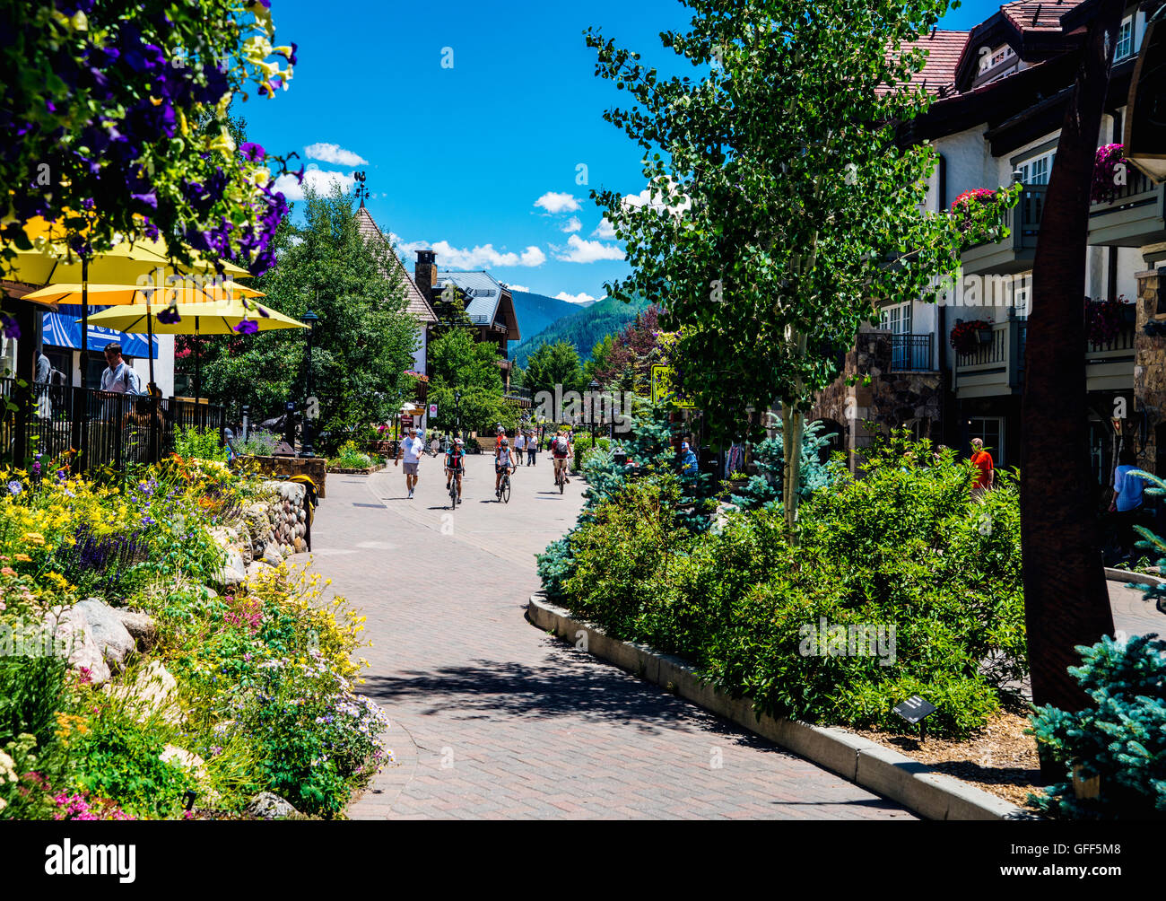 Gore main street hi-res stock photography and images - Alamy