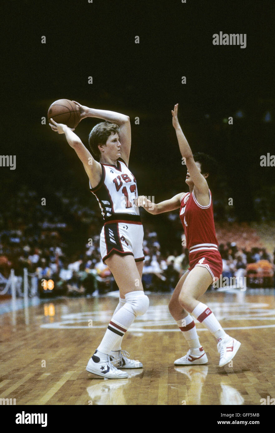 1984 olympics basketball hi-res stock photography and images - Alamy
