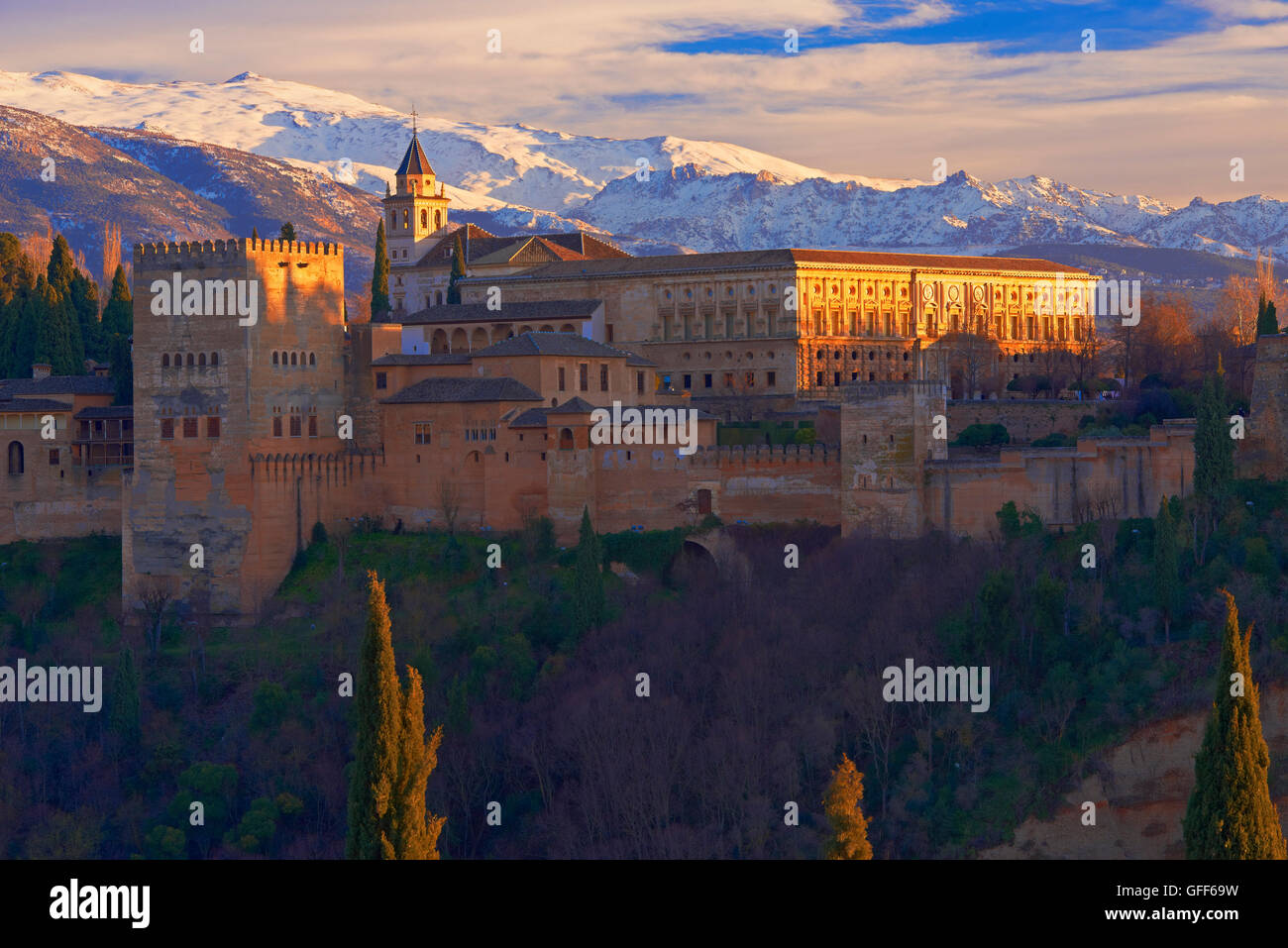 Sierra nevada and la alhambra at sunset hi-res stock photography and ...