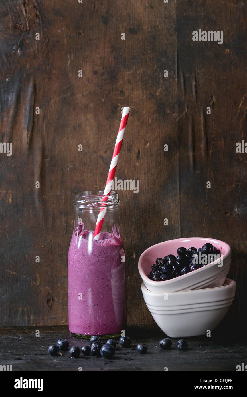 Homemade blueberry smoothie Stock Photo - Alamy