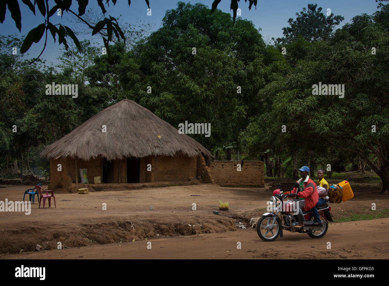 African people in sierra leone hi-res stock photography and images - Alamy