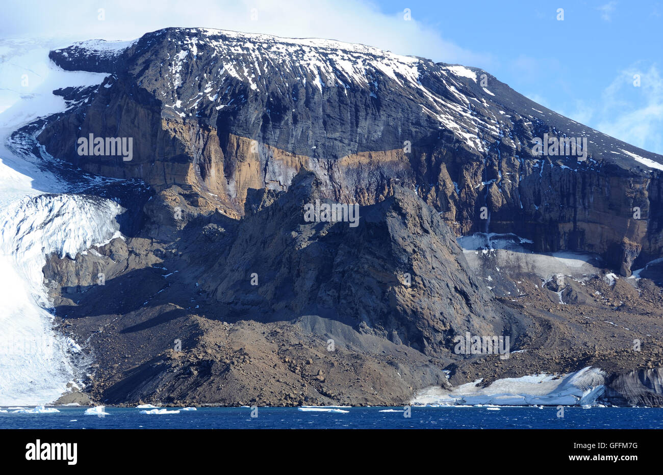 Brown bluff beach antarctica hi-res stock photography and images - Alamy
