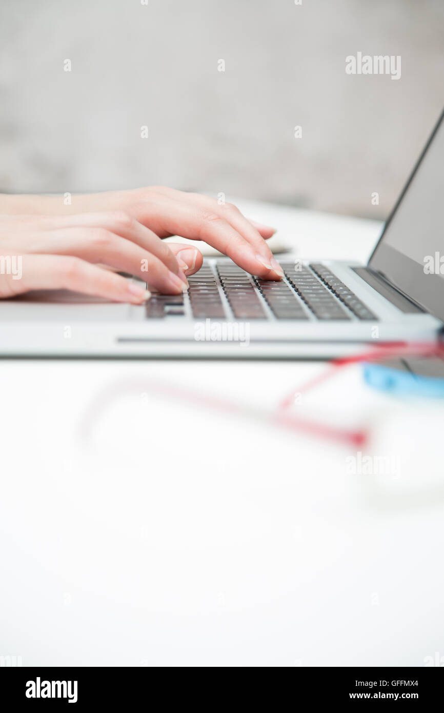 Hand work woman typing hi-res stock photography and images - Alamy