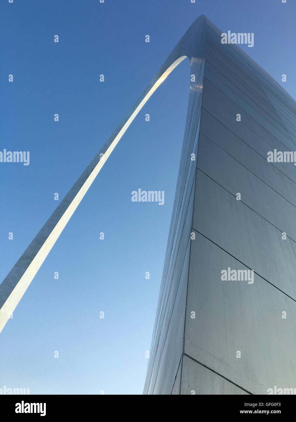 Inverted weighted catenary hi-res stock photography and images - Alamy