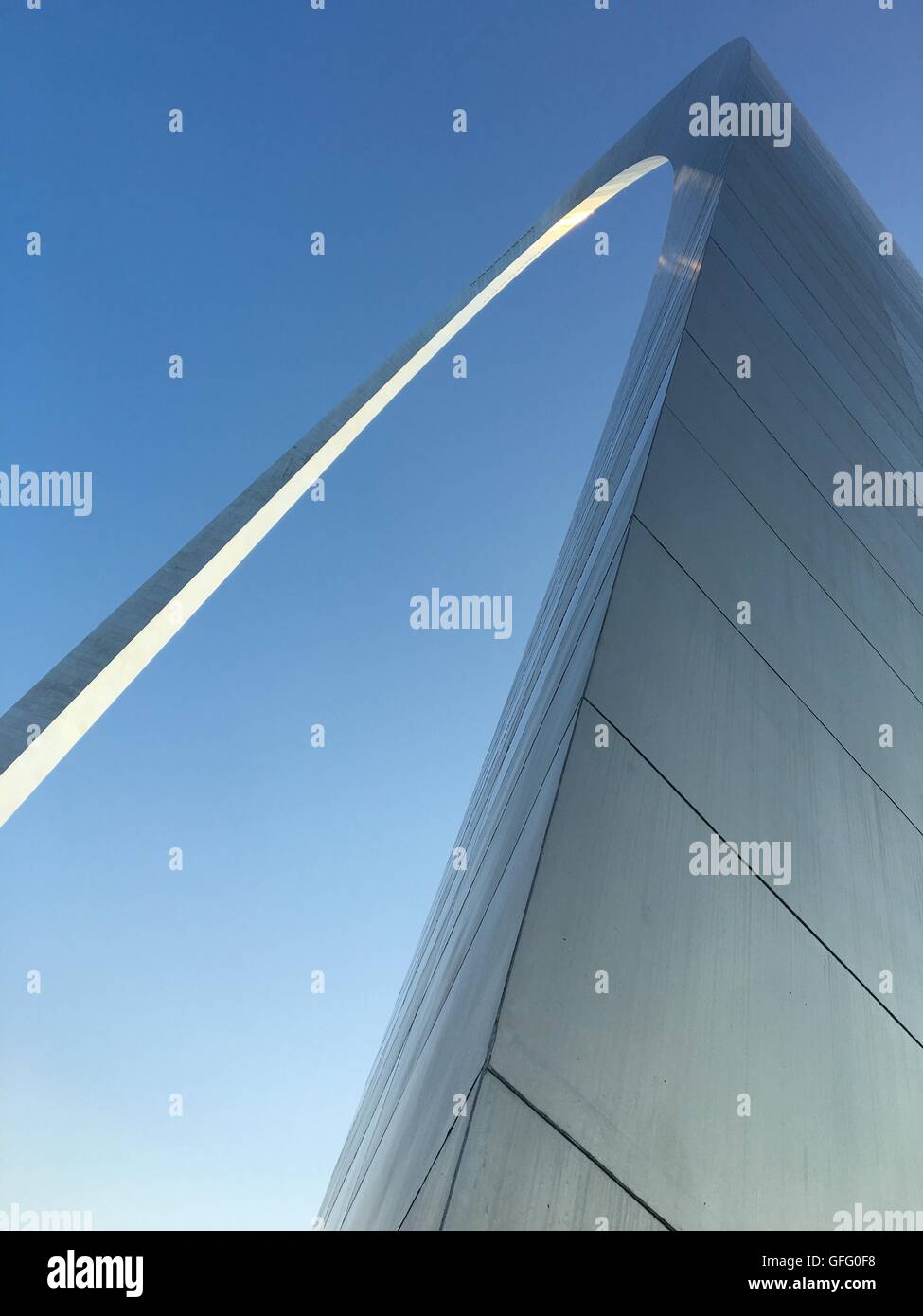 Inverted weighted catenary hi-res stock photography and images - Alamy