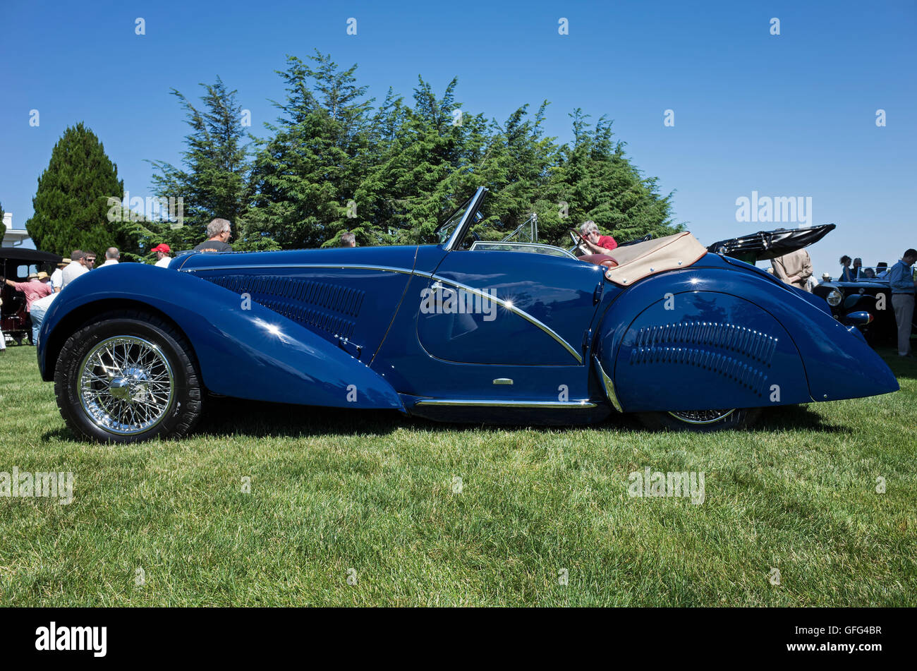Coach built car hi-res stock photography and images - Alamy