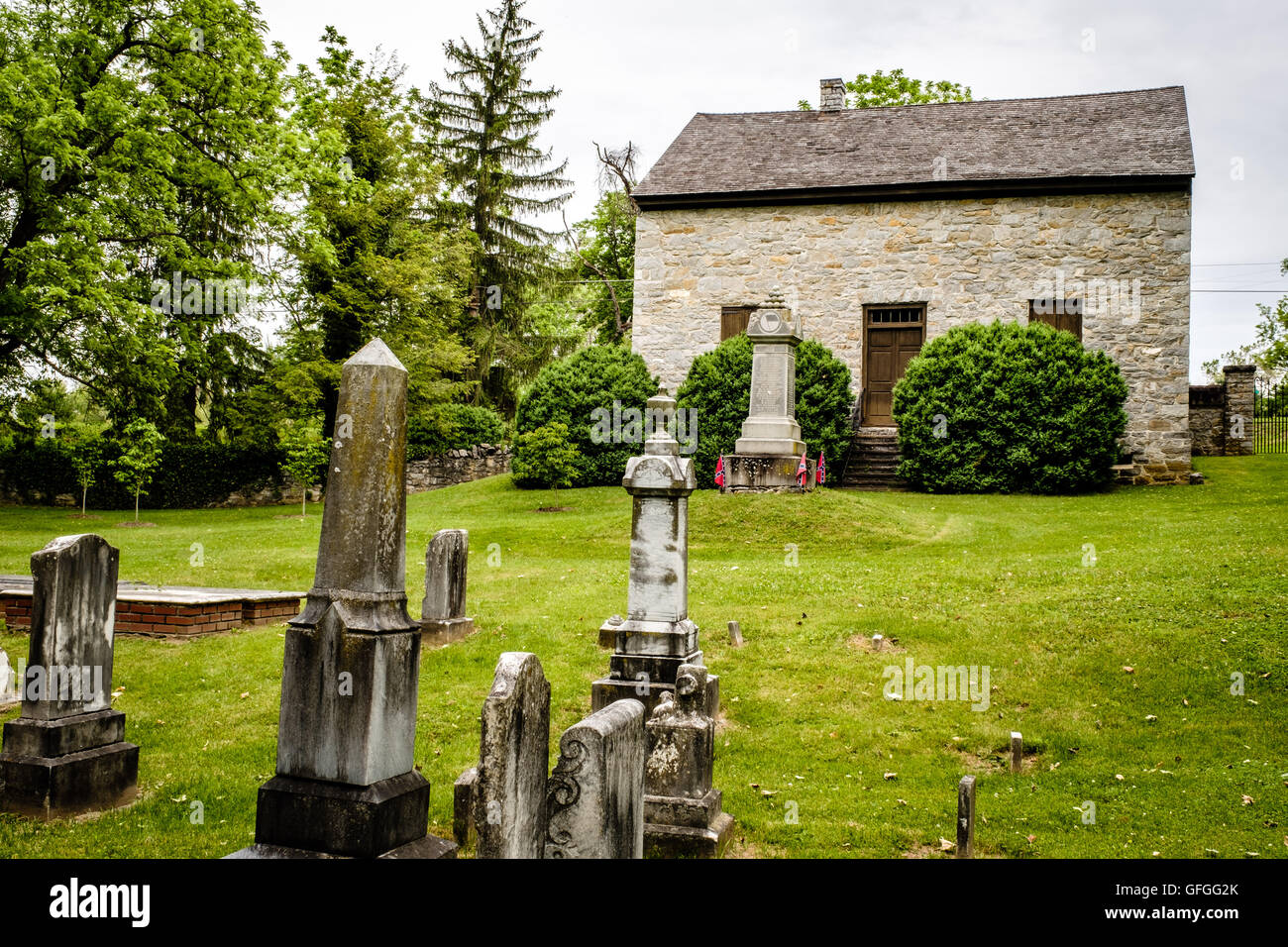 Late 18th century cemetery hi-res stock photography and images - Alamy