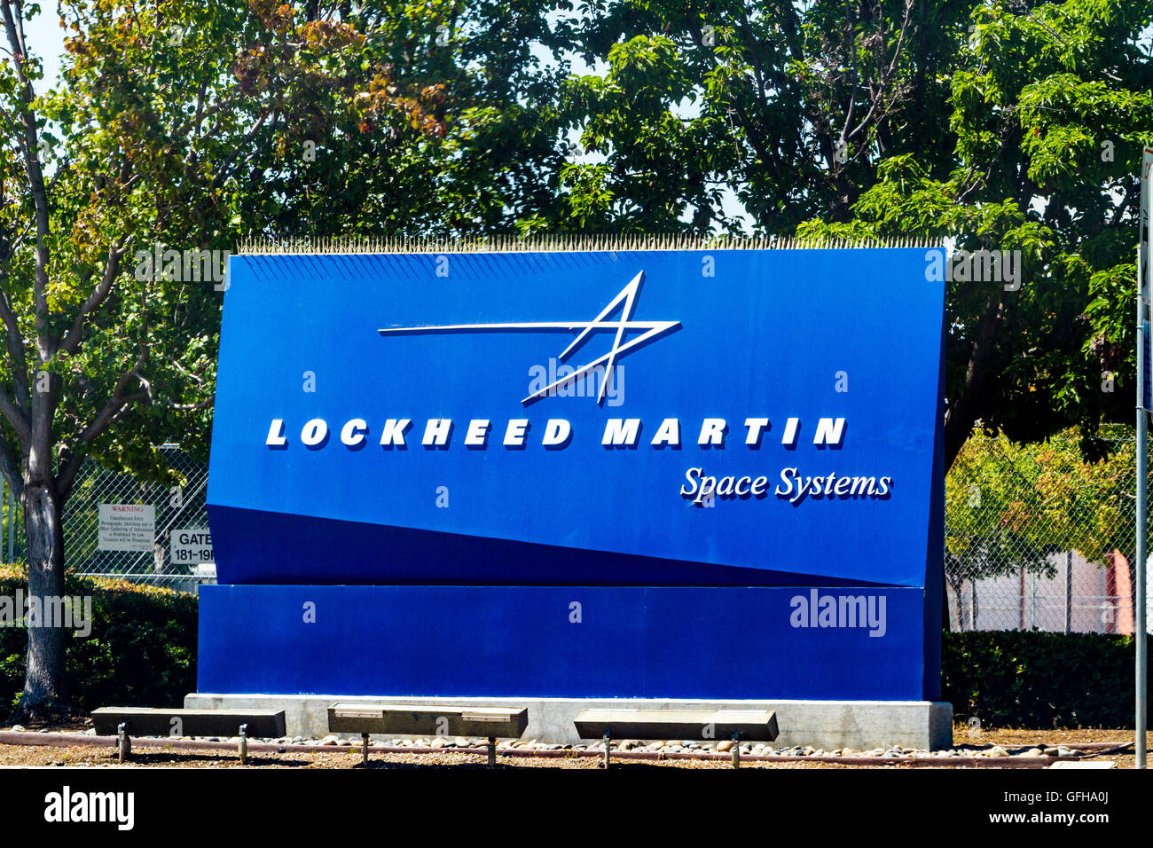 Lockheed martin sign hi-res stock photography and images - Alamy
