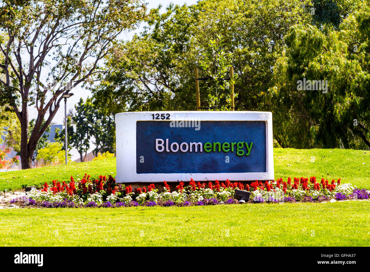 Bloom Energy Sign in Sunnyvale California Stock Photo - Alamy