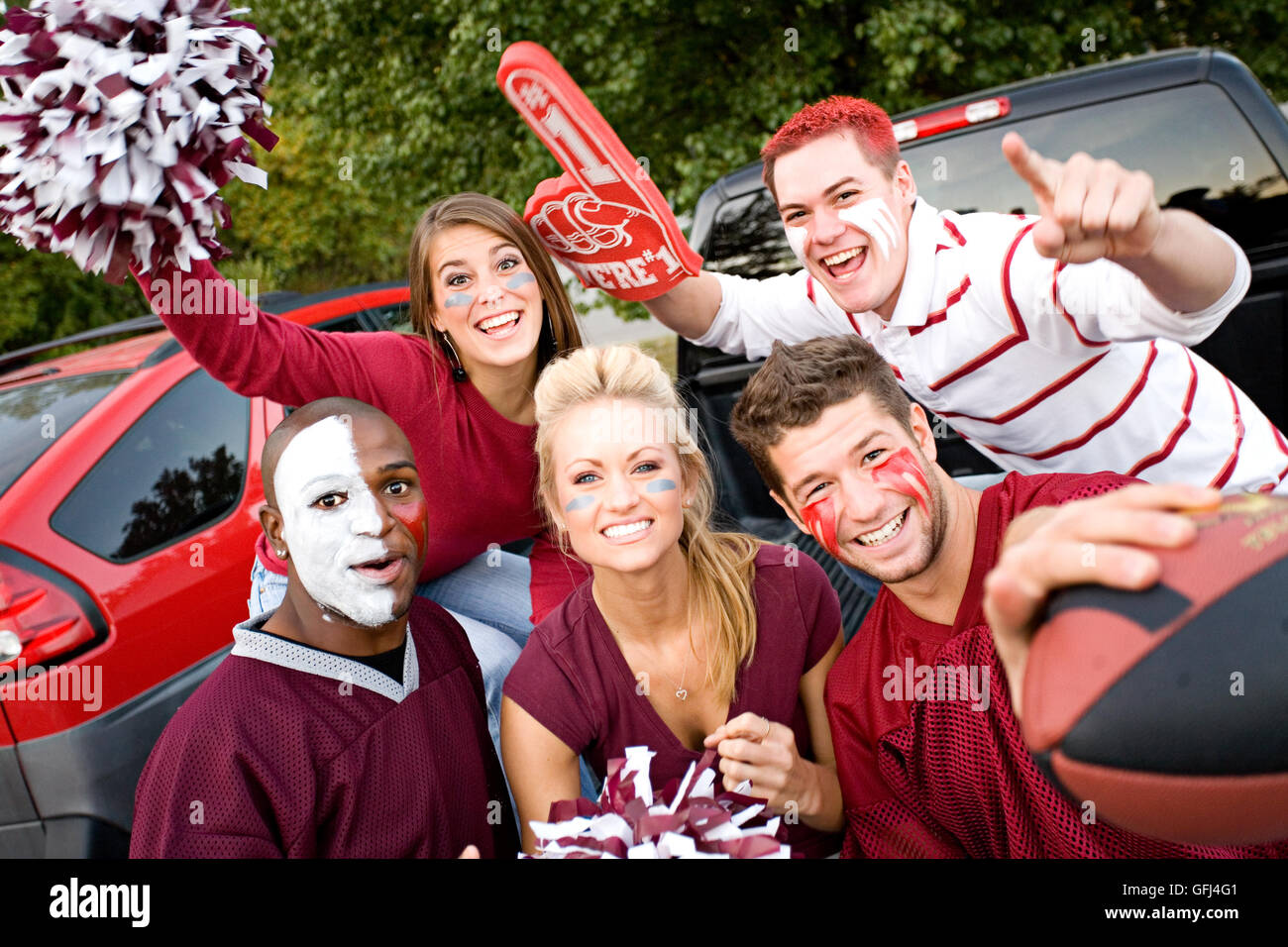 Cheering Fans College High Resolution Stock Photography and Images - Alamy