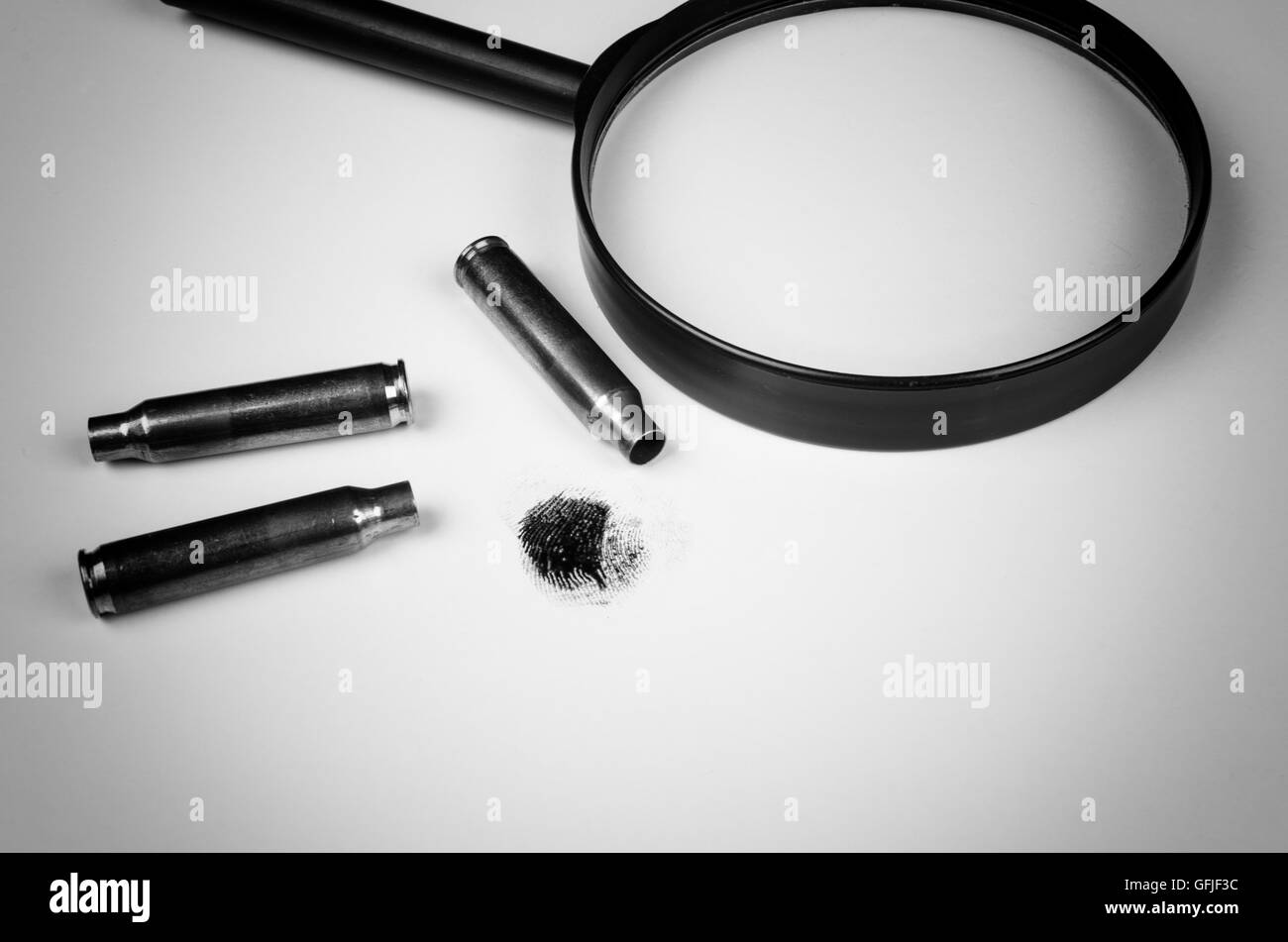 Detective hat magnifying glass book hi-res stock photography and images ...