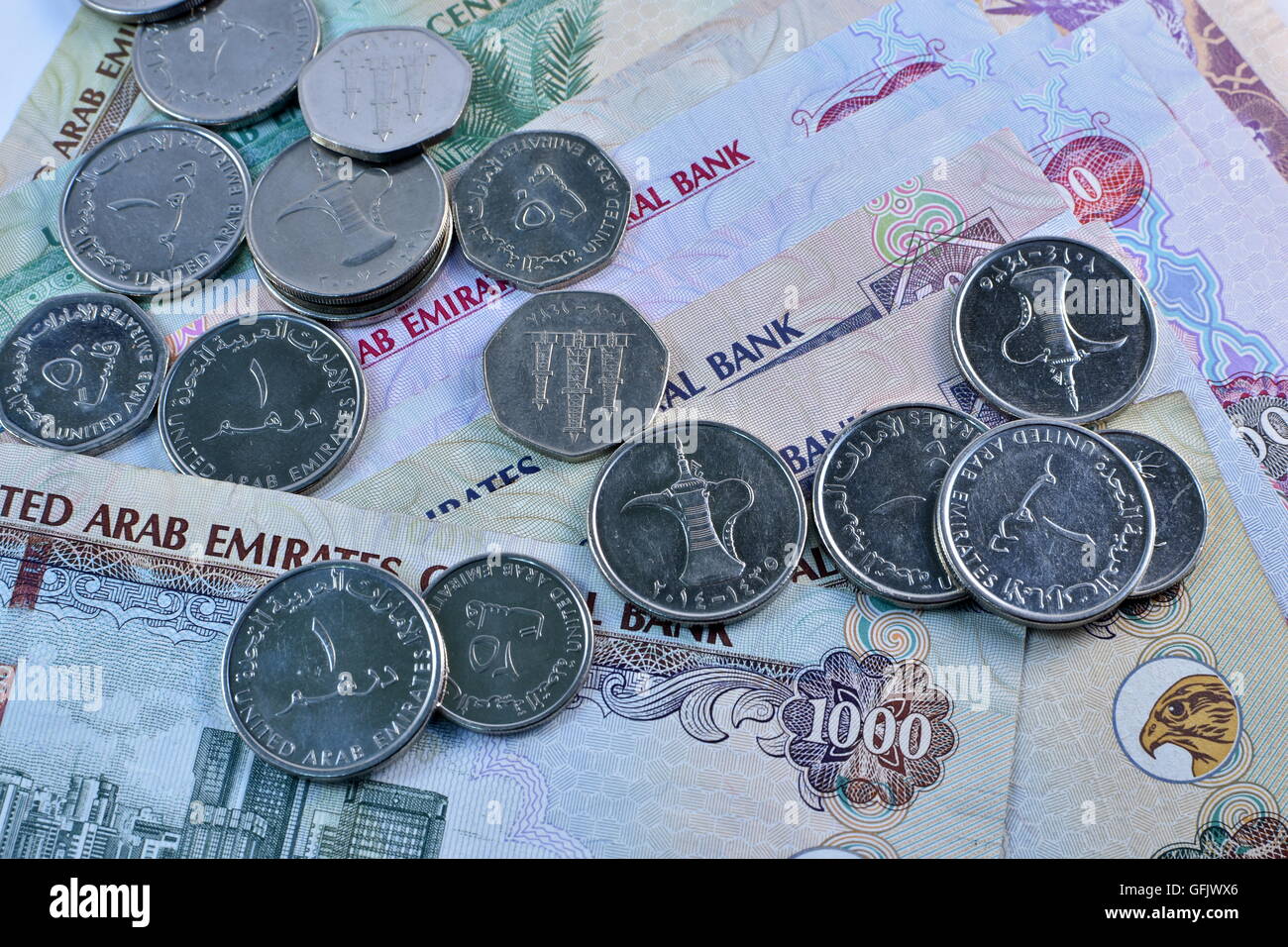 100 dirham notes hi-res stock photography and images - Alamy