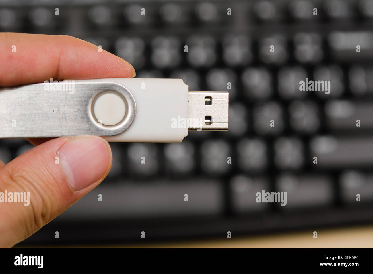 Usb stick hand hi-res stock photography and images - Alamy