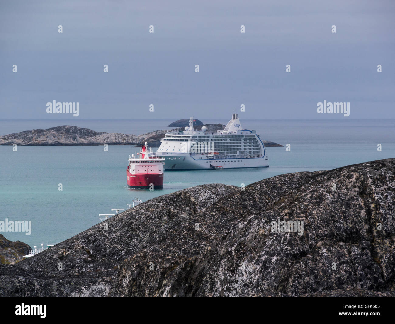 Royal arctic line ship hi-res stock photography and images - Alamy