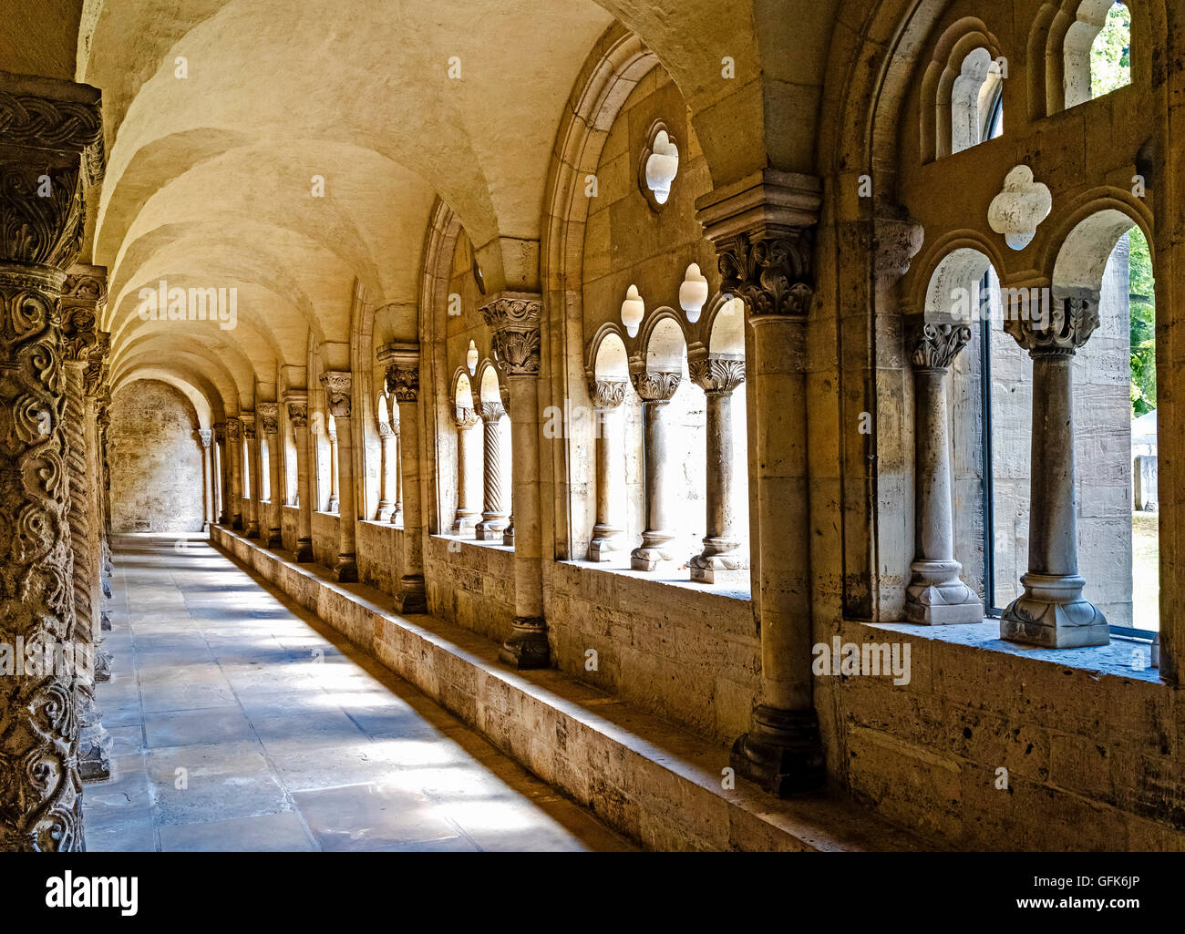Konigslutter imperial cathedral hi-res stock photography and images - Alamy