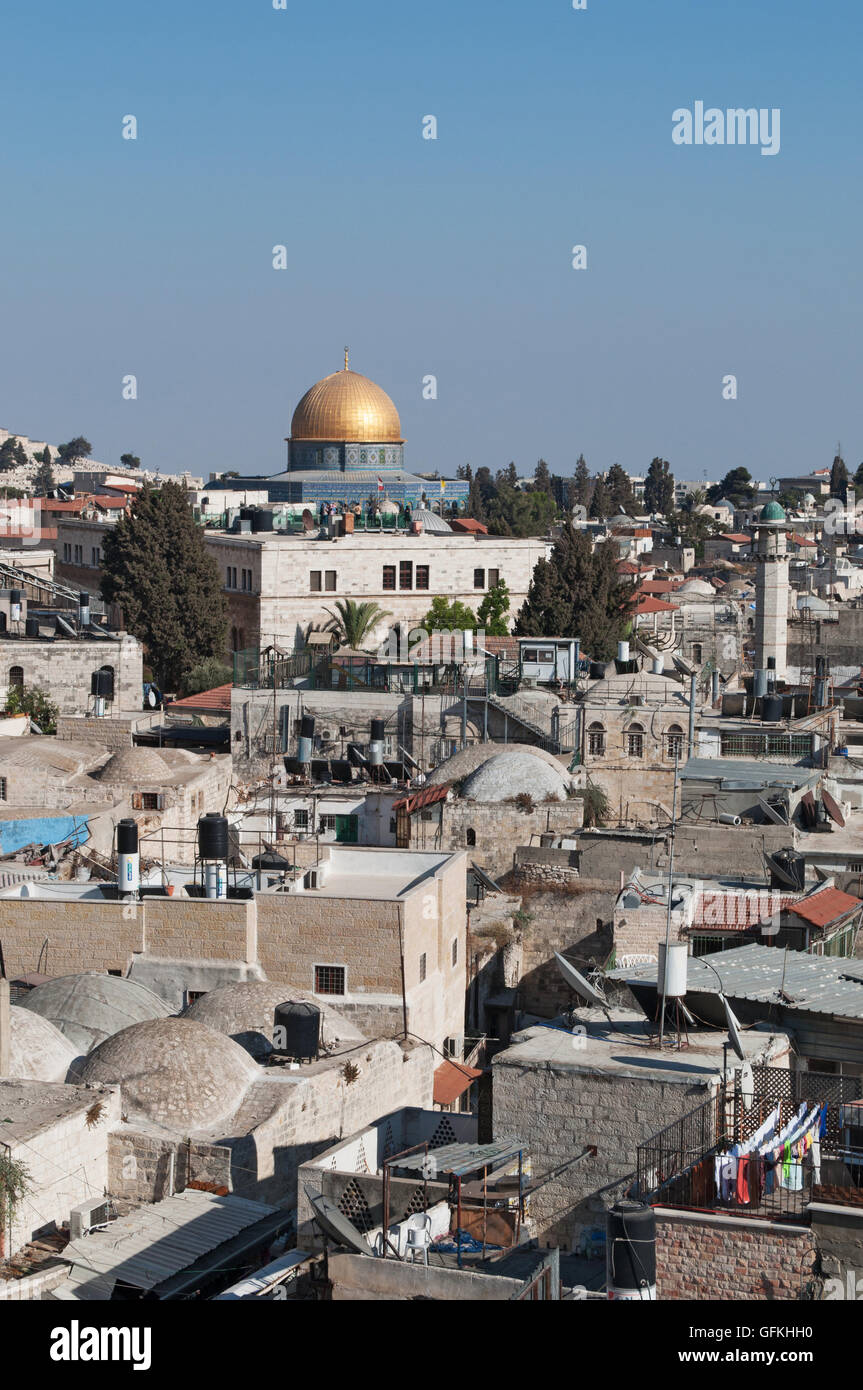 Jerusalem, Old City: the skyline with the Dome of the Rock, the Islamic ...