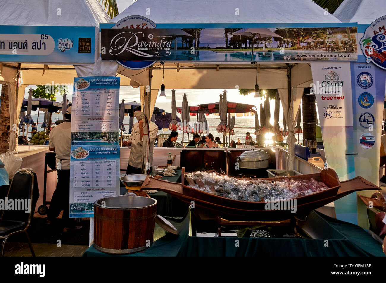 Thailand festival of light hi-res stock photography and images - Alamy