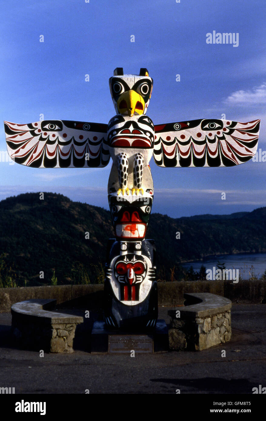 Duncan - the City of Totems, is in the spectacular Cowichan Valley ...