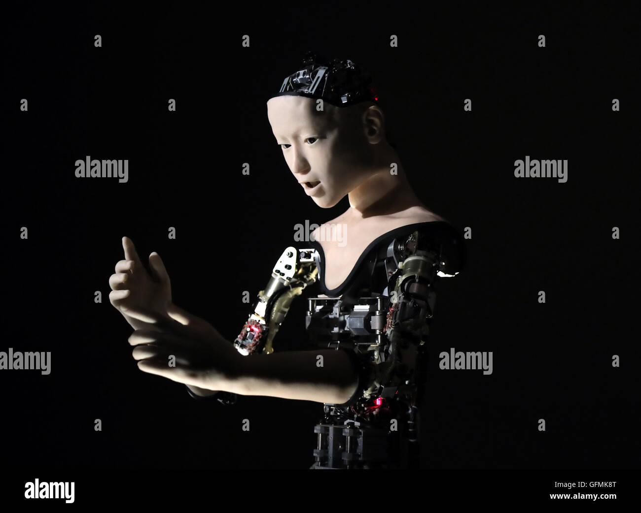 Tokyo, Japan. 29th July, 2016. The new humanoid robot "Alter ...