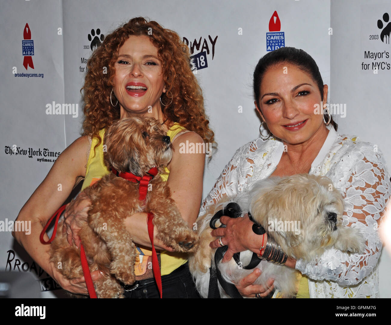 Bernadette peters broadway barks hi-res stock photography and images ...