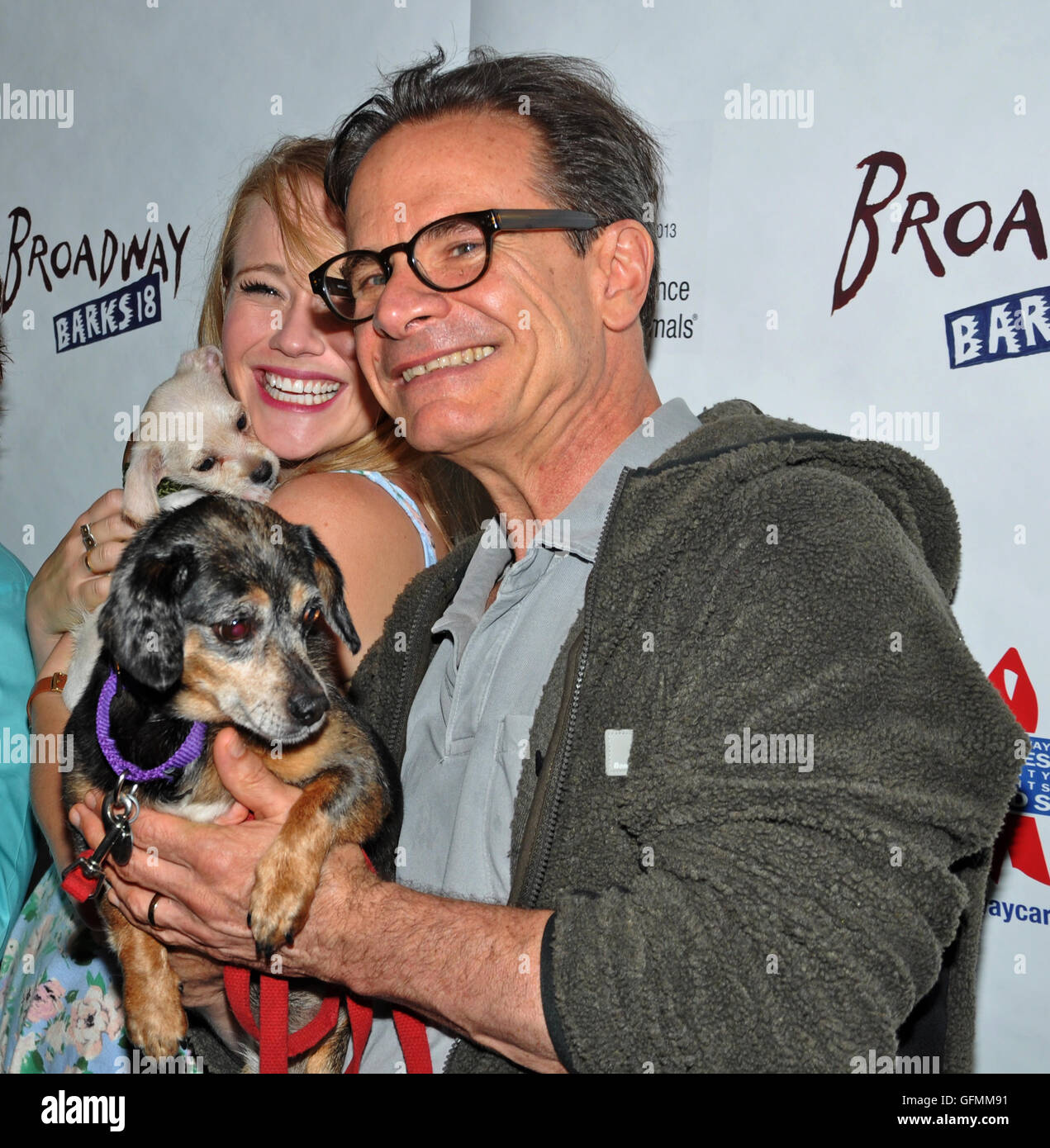 Bernadette peters broadway barks hi-res stock photography and images ...