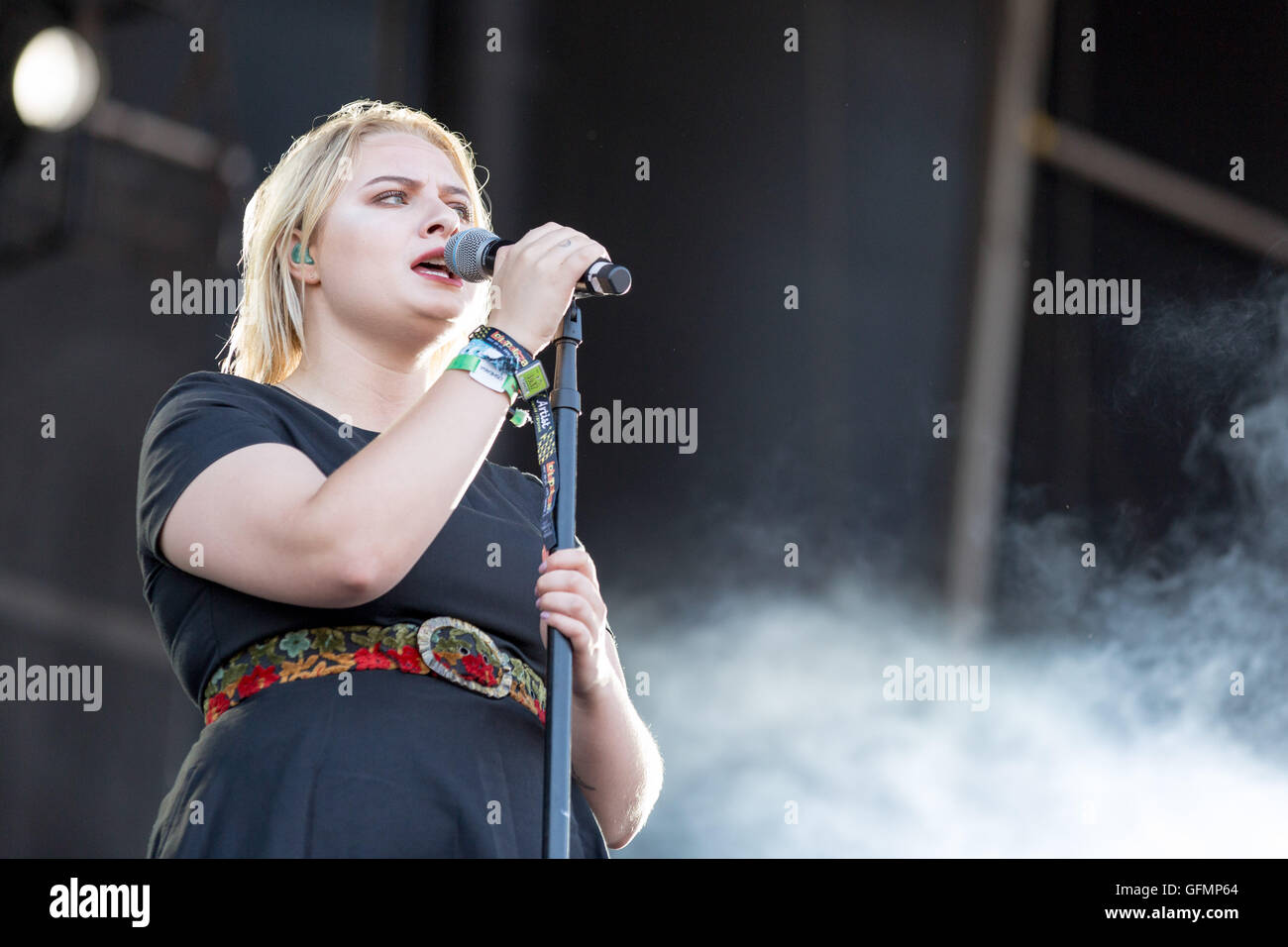 Chicago, Illinois, USA. 31st July, 2016. Singer LAPSLEY (HOLLY LAPSLEY ...