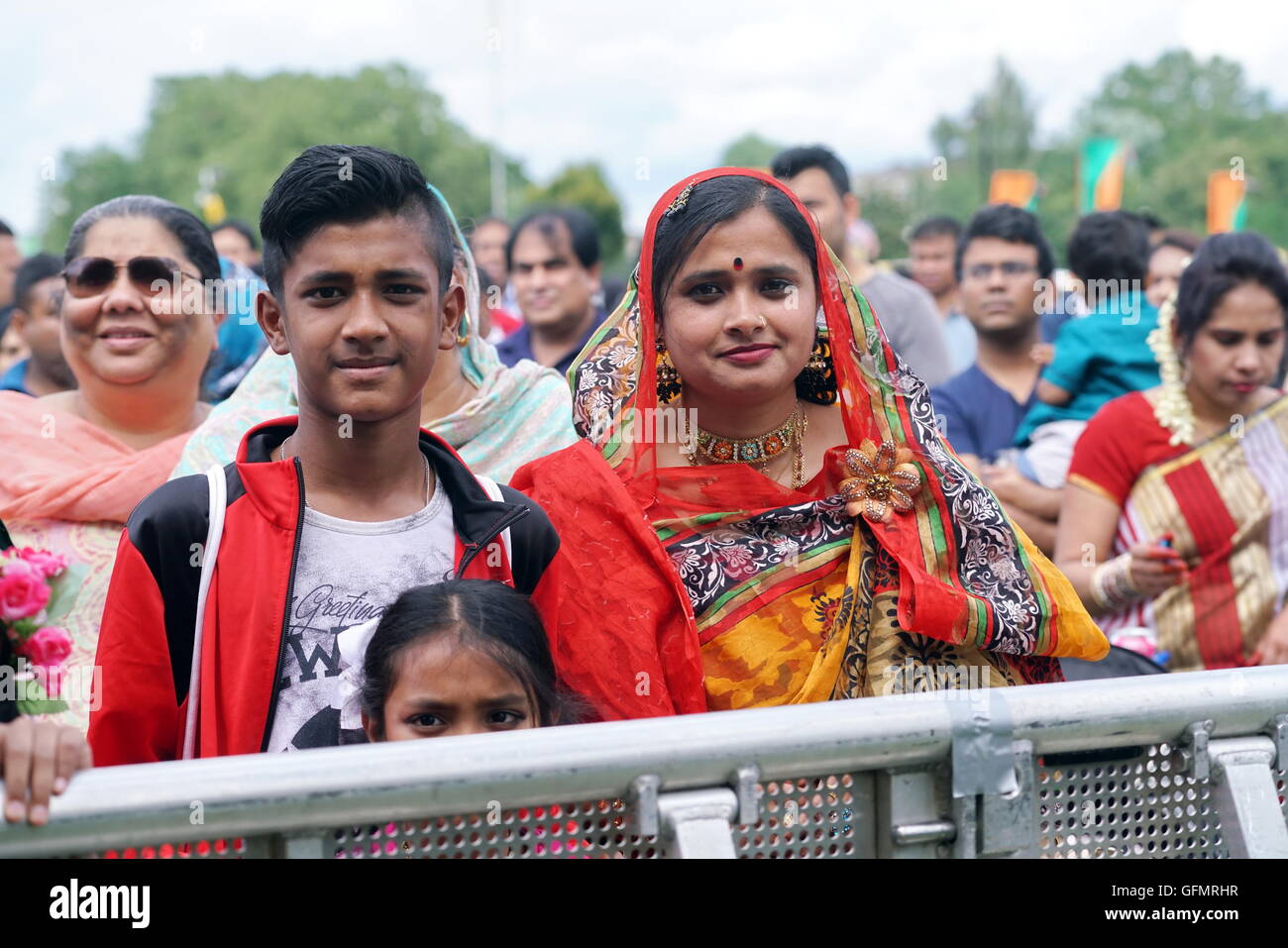 London, UK. 21st July, 2016. : Hundreds of the Bangladesh community ...