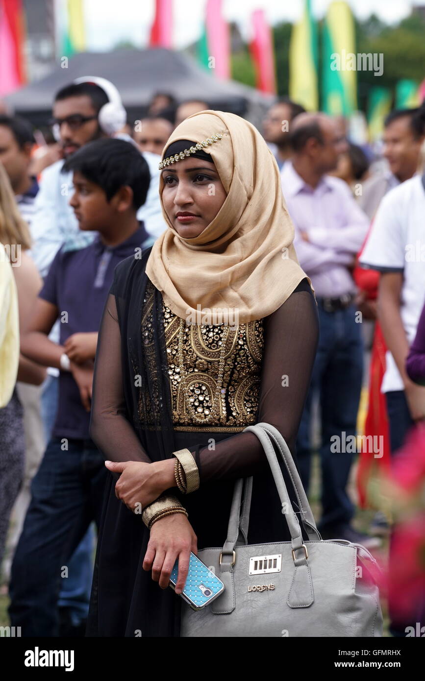 London, UK. 21st July, 2016. : Hundreds of the Bangladesh community ...