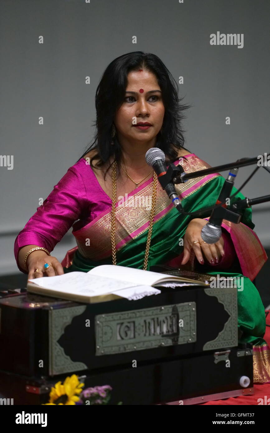 London,England,UK, 31th July 2016: Singer Chandra Chakraborty prefroms ...