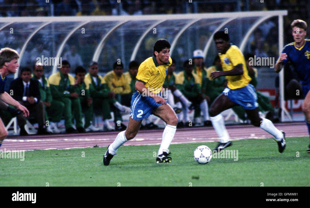 (L-R) Jorginho, Valdo (BRA), JUNE 10, 1990 - Football / Soccer : 1990 ...