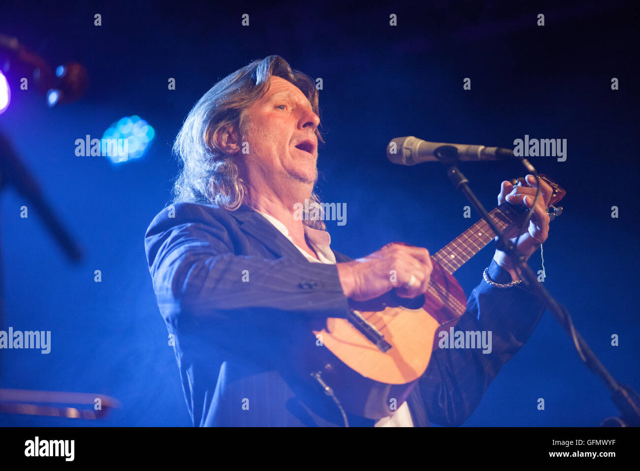 Sidmouth Folk Week, 31st July 2016 Steve Knightley of Britain's most ...