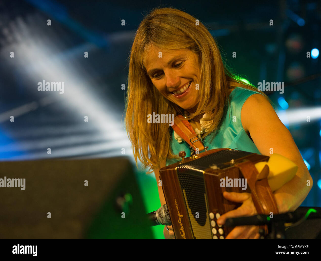 Sharon shannon irish band hi-res stock photography and images - Alamy