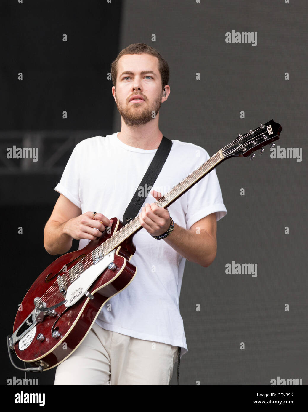 Chicago, Illinois, USA. 31st July, 2016. RYAN HAHN of Local Natives ...