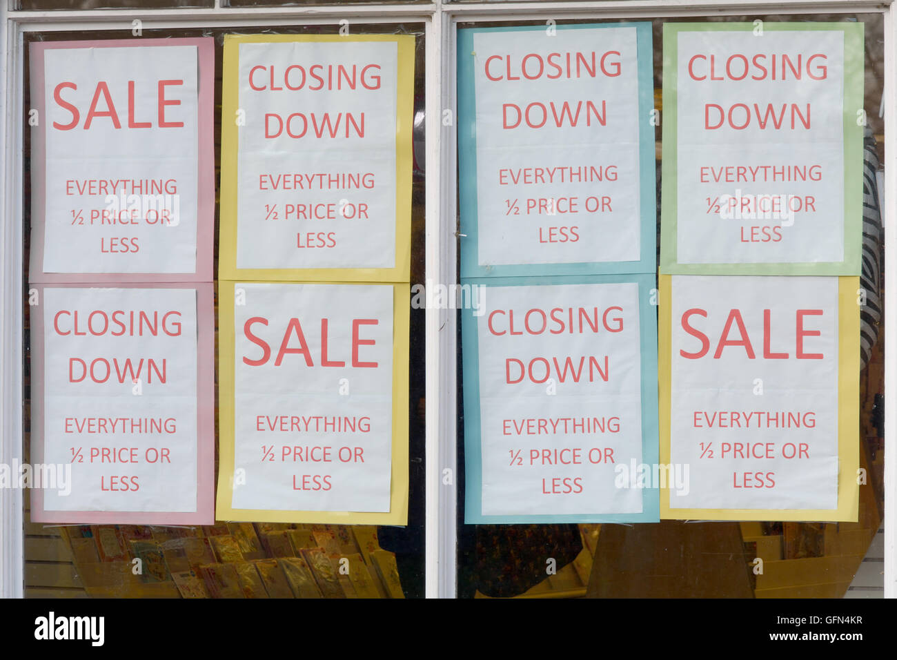 Closing down sale signs in shop window hi-res stock photography and ...