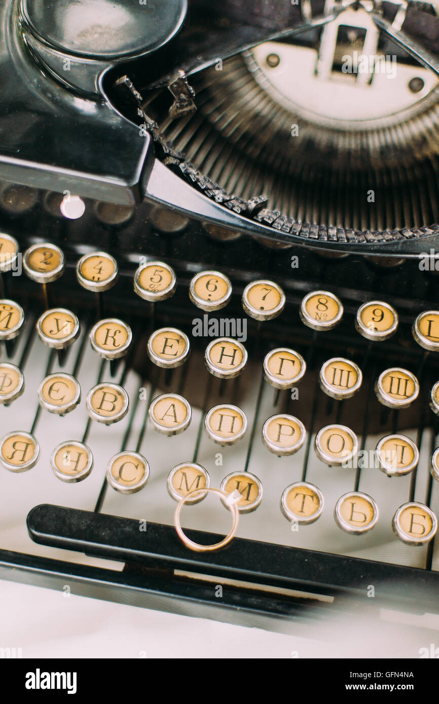 Typewriter top view hi-res stock photography and images - Alamy