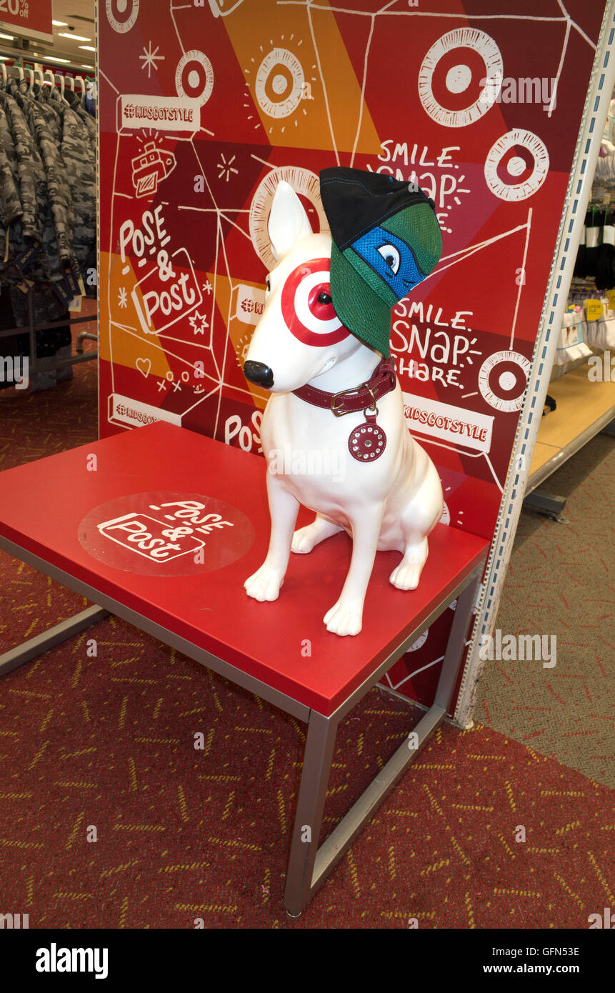 Target corporation bullseye hi-res stock photography and images - Alamy