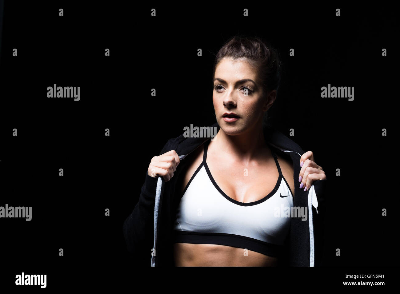 Female physique hi-res stock photography and images - Alamy