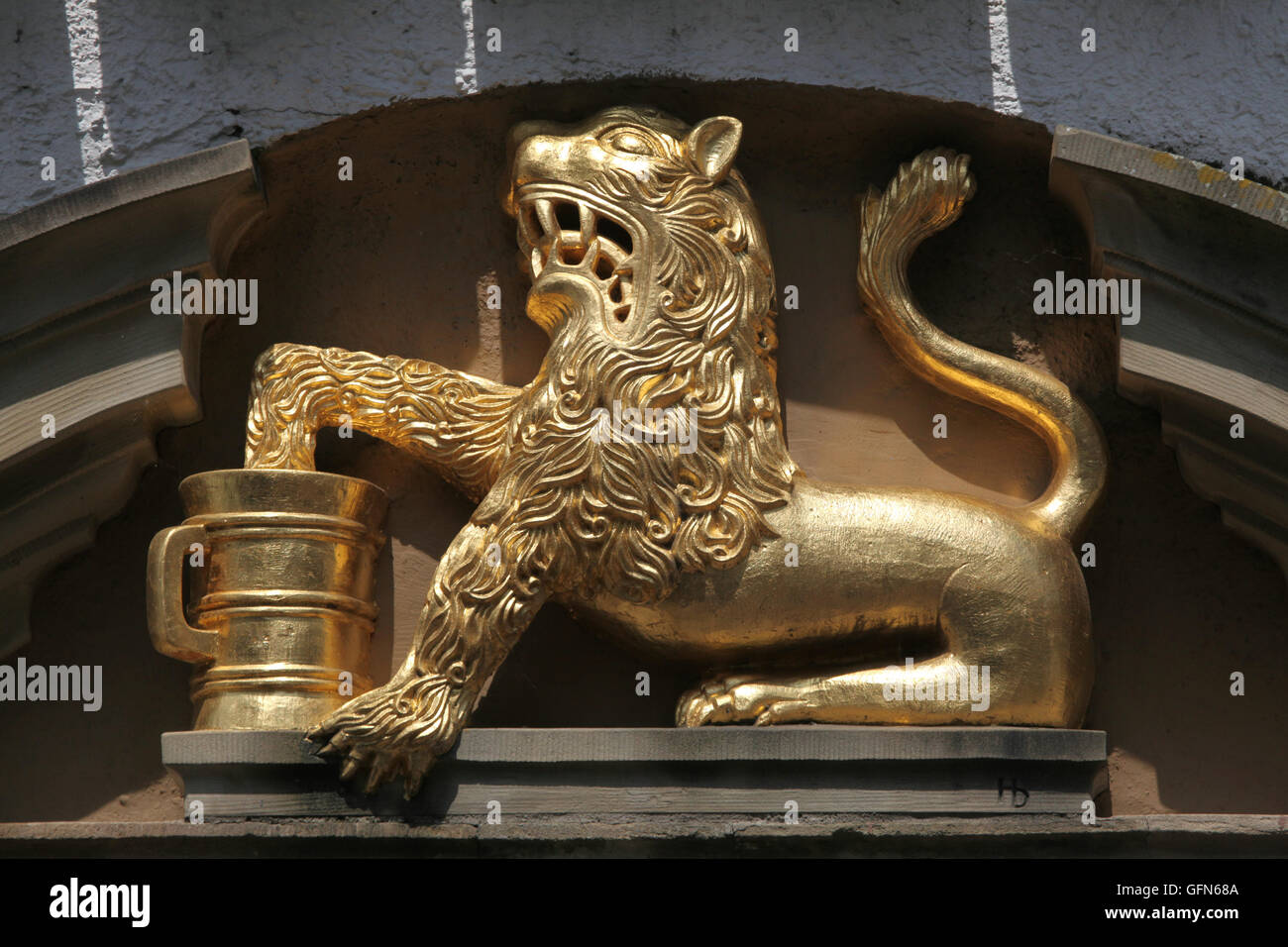 Pharmacy in the renaissance and baroque ages hi-res stock photography ...