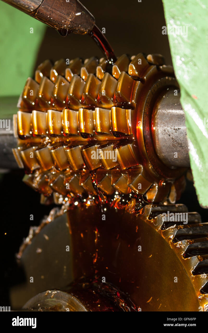 Lubrication process hi-res stock photography and images - Alamy