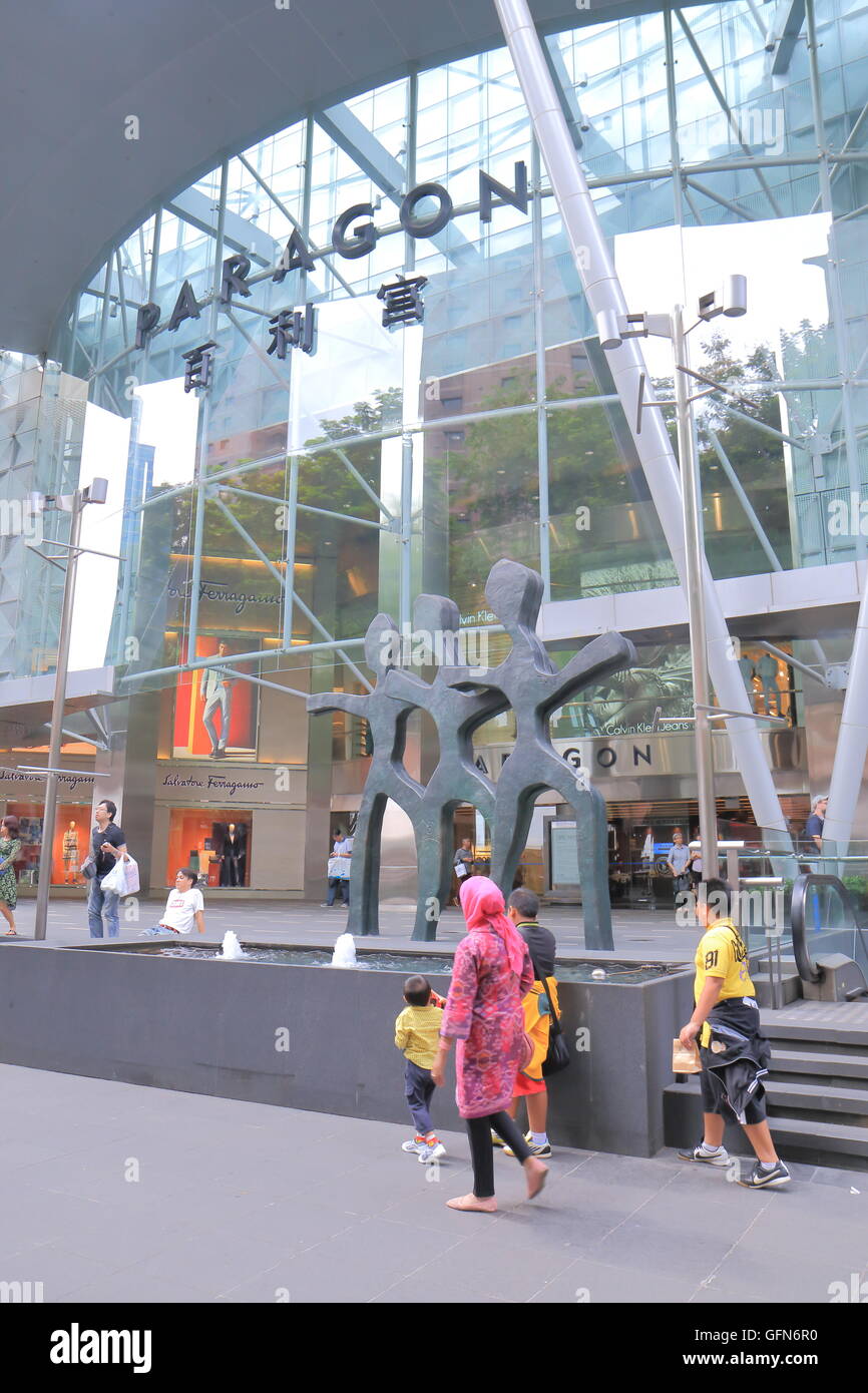 Singapore paragon shopping mall hi-res stock photography and images - Alamy