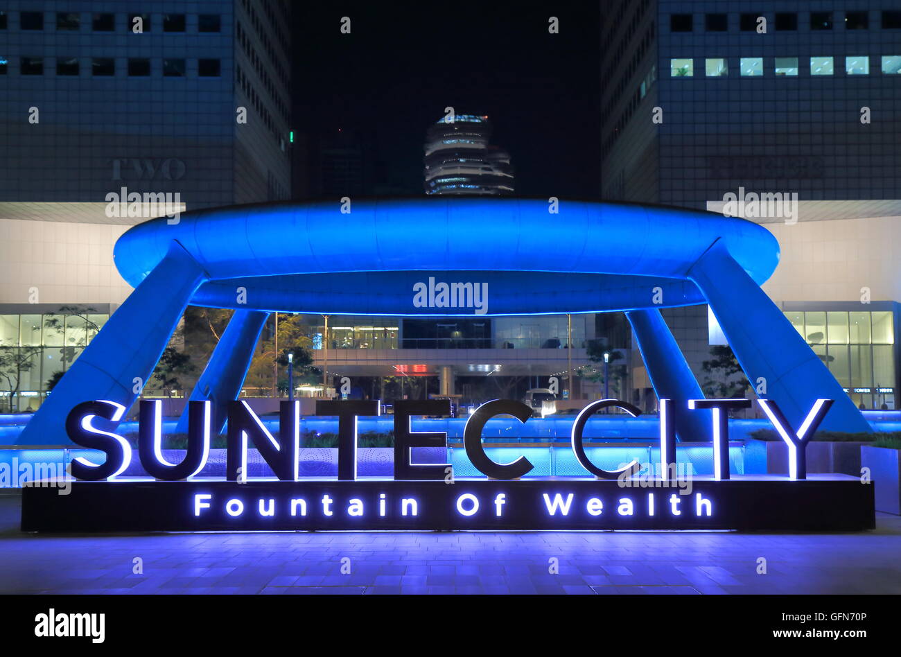 Suntec City Convention and Exhibition Centre in Singapore Stock Photo ...