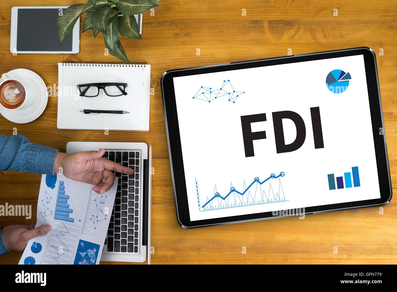 Foreign direct investment hi-res stock photography and images - Alamy