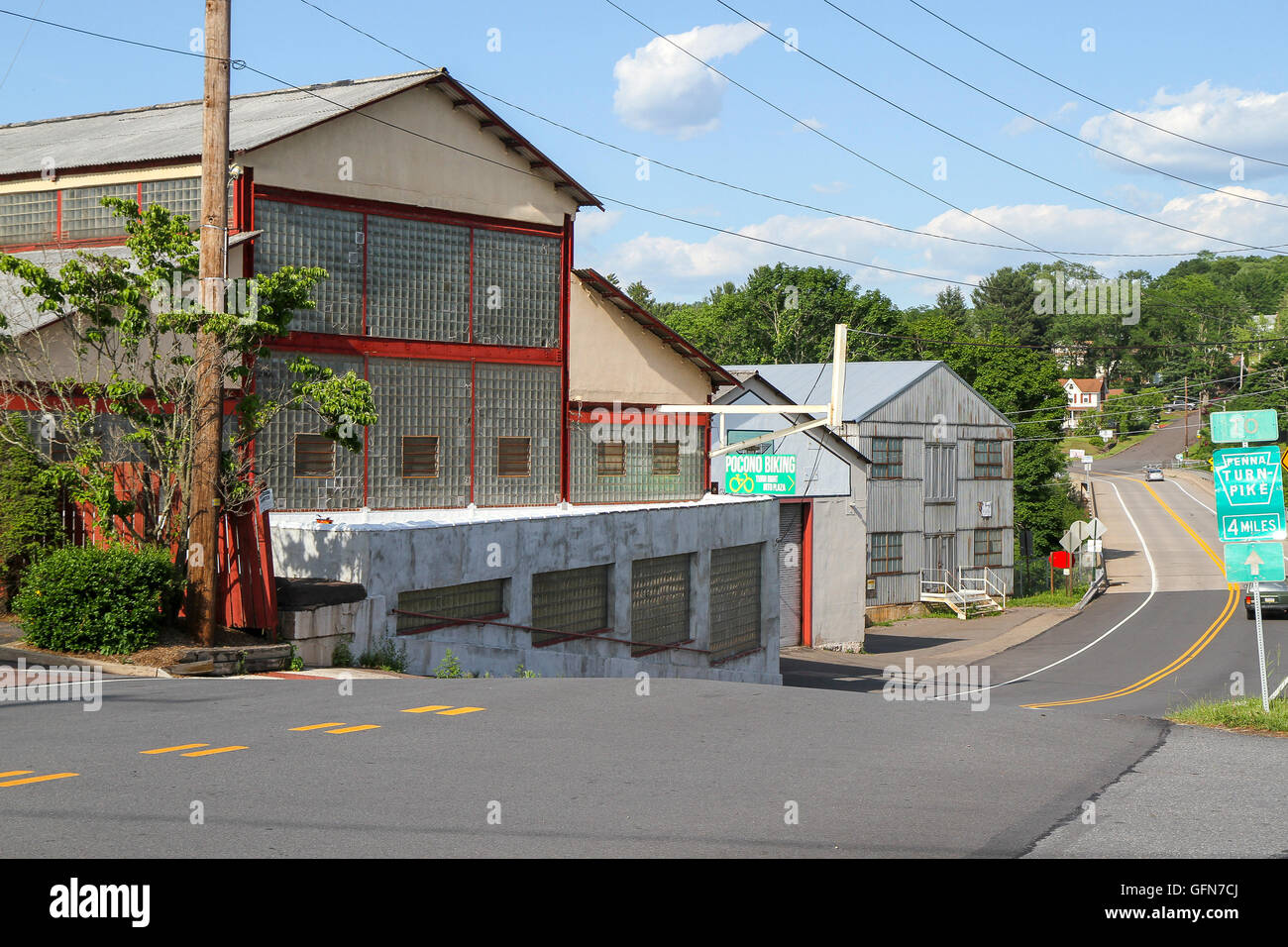 Road rural pennsylvania hi-res stock photography and images - Alamy