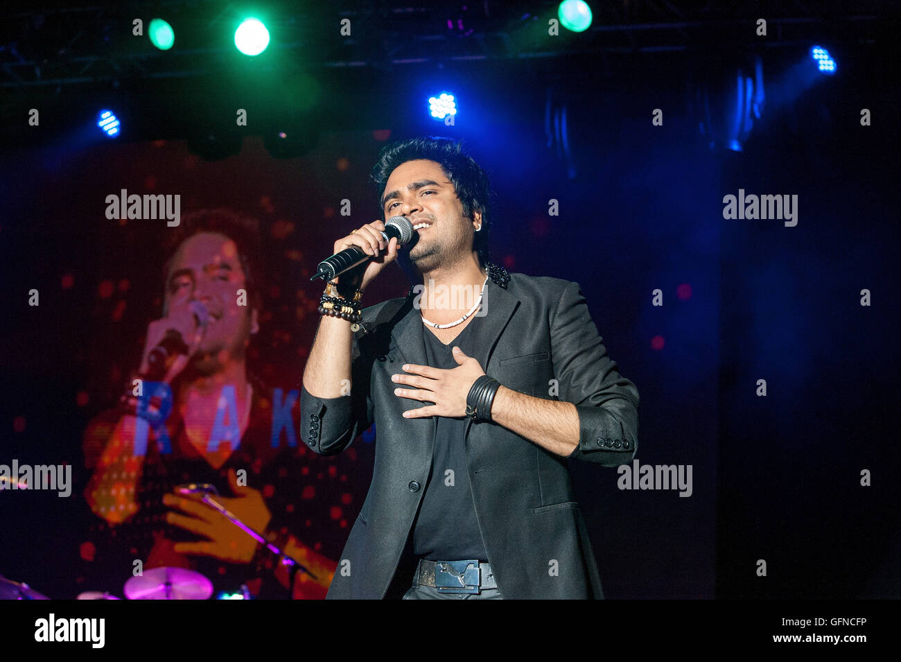 Indian movies hi-res stock photography and images - Alamy