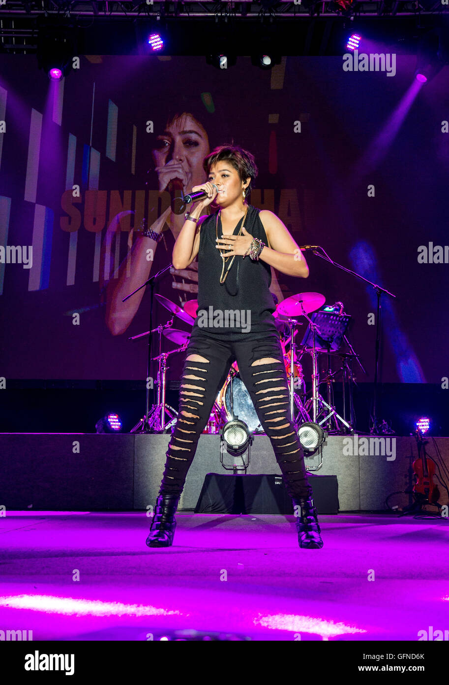 Sunidhi Chauhan Singer