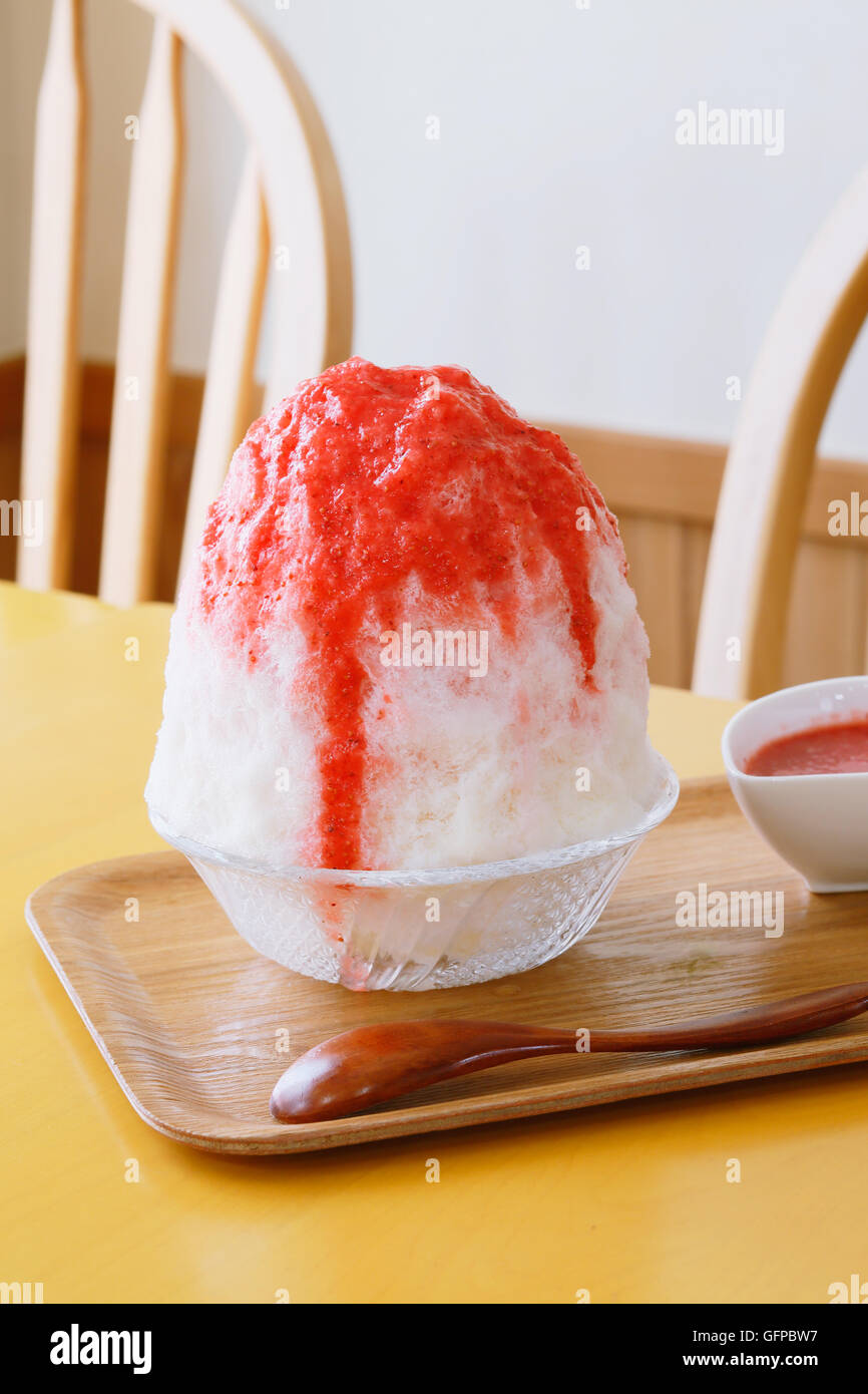 Japanese style shaved ice Stock Photo - Alamy