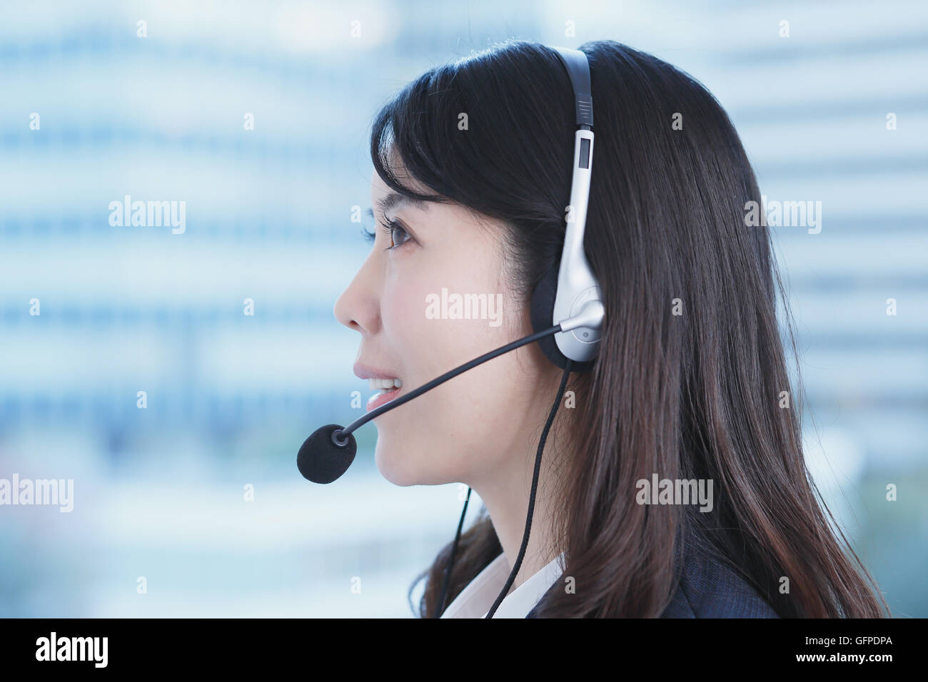 Japanese call center operator Stock Photo - Alamy