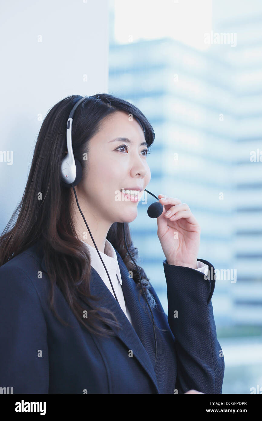 Japanese call center operator Stock Photo - Alamy