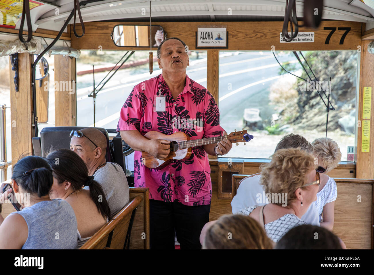 Hawaii bus hi-res stock photography and images - Alamy