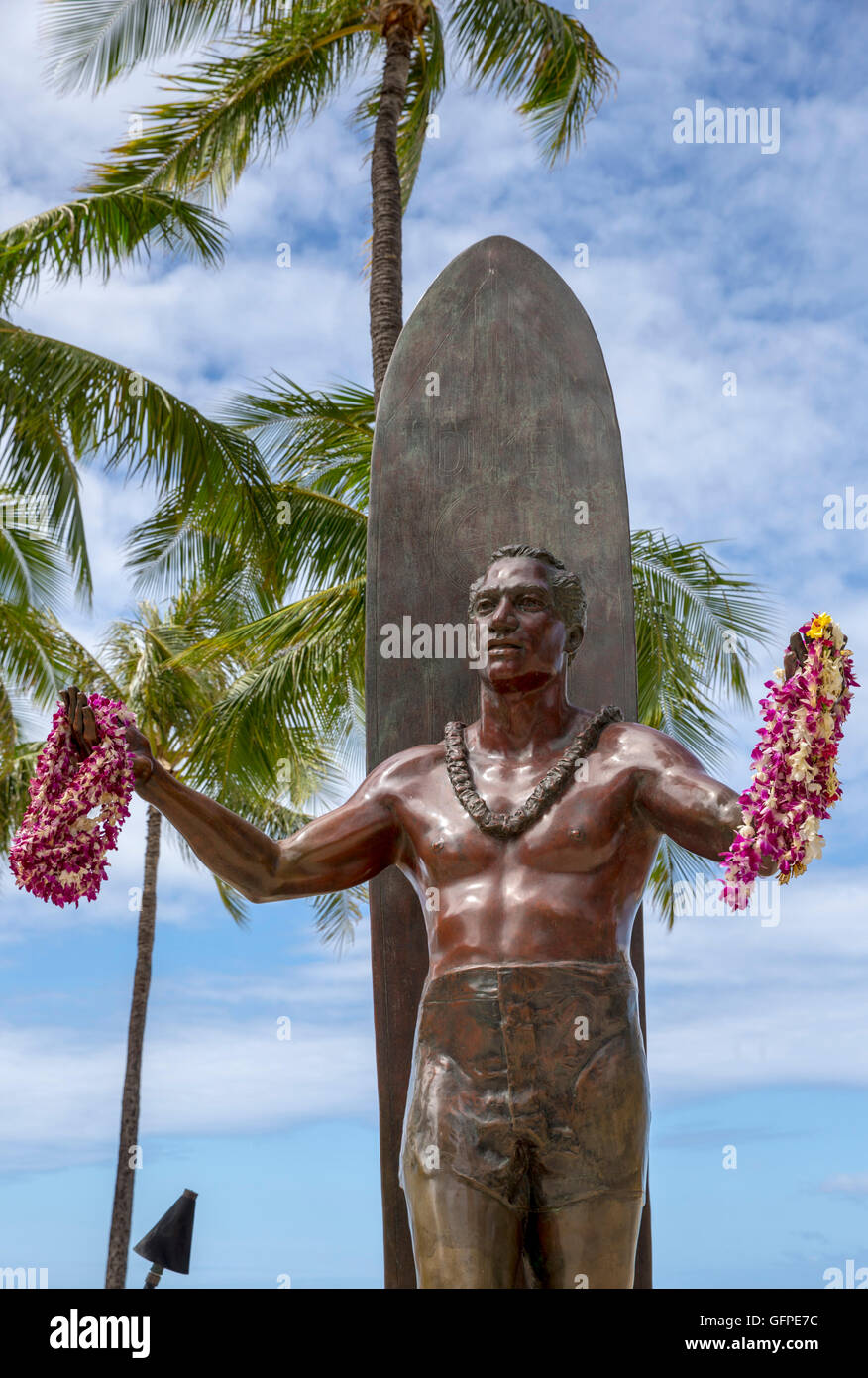Duke kahanamoku monument hi-res stock photography and images - Alamy